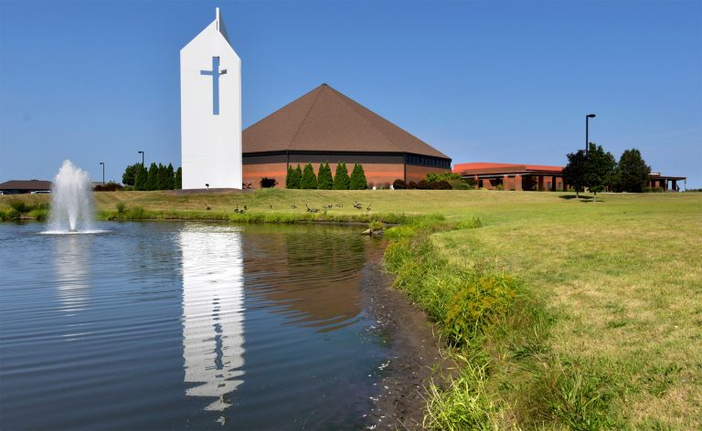 Central Illinois’ ‘Megachurches’ | Peoria Magazine